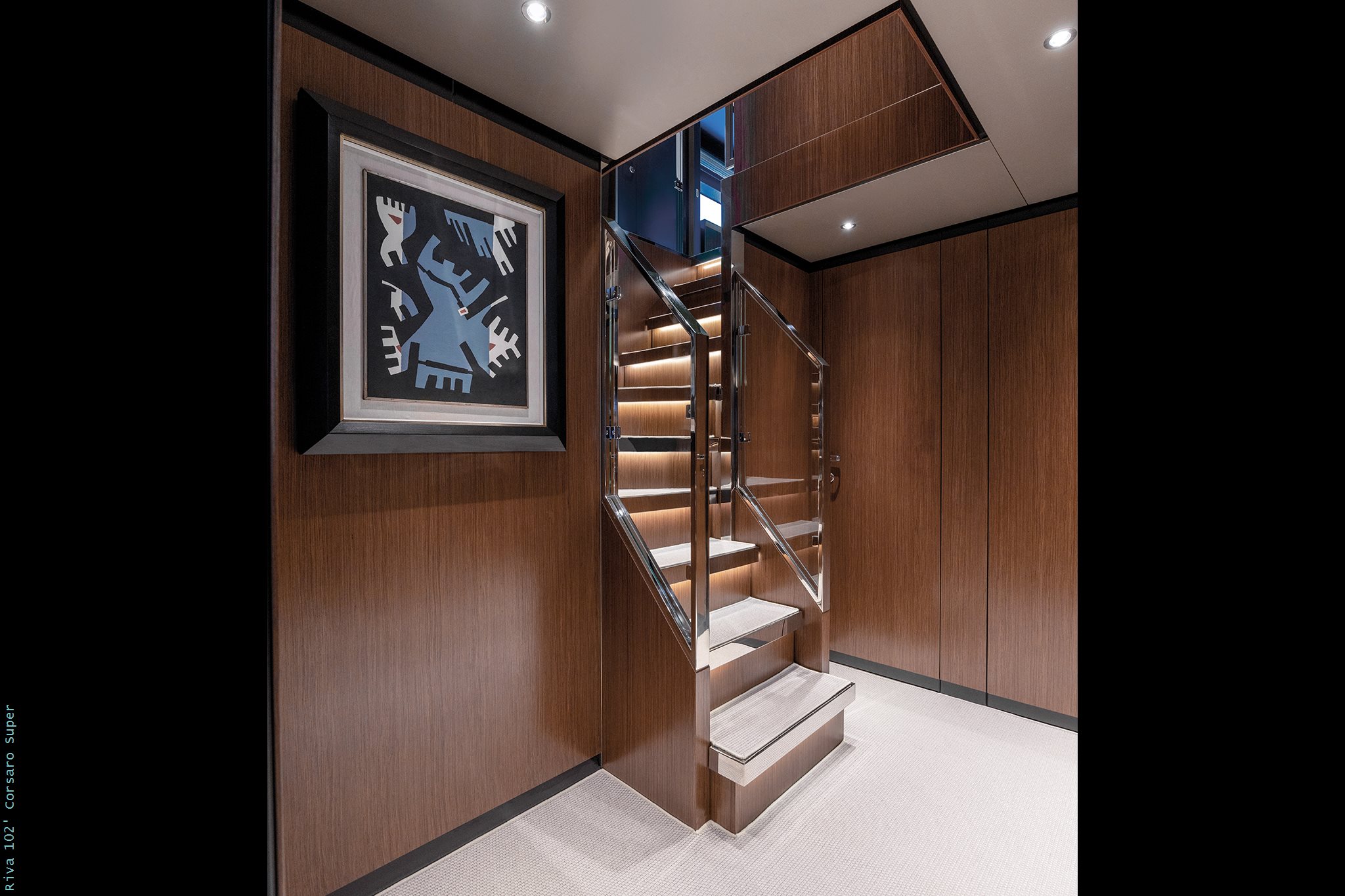 102′ Corsaro Super stairs – International Yacht Brokerage
